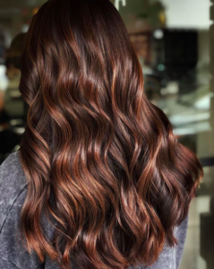 Alina Boz Saç Rengi ve Modelleri – Güzellik Trendleri