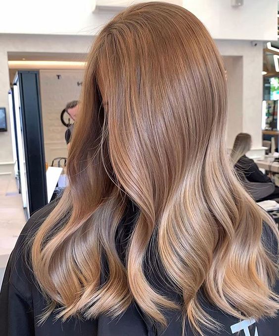 En Güzel 50 Bal Köpüğü Saç Rengi ve Modelleri – Güzellik Trendleri